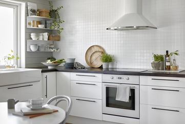 Habos sortiment - Beslag, knoppar, handtag & inredningstillbehör | Habo